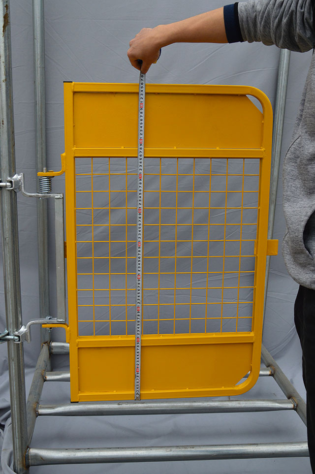 Spring Ladder Access Operated Scaffolding Safety Gate from China ...