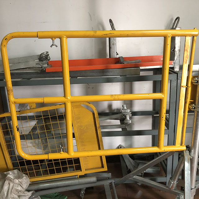 Yellow Ladder Access Scaffolding Tube Safety Gate from China ...