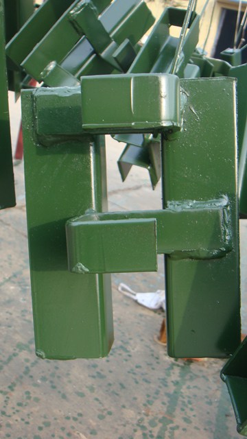 Kwikstage Scaffolding System Painted Toe Board Clip for Africa from ...